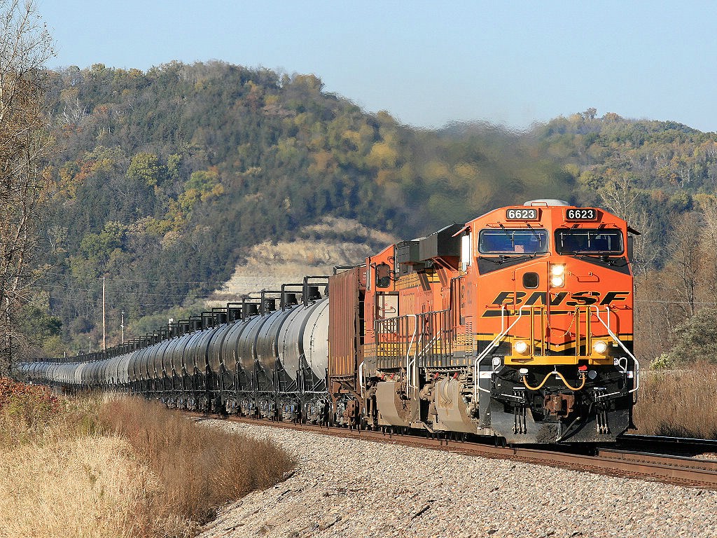 BNSF 6623